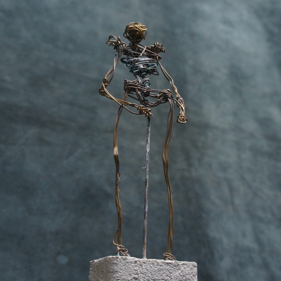 Wire Art Sculpture "The Men" | Graphio/büro-stil グラフィオ/ビューロスタイル